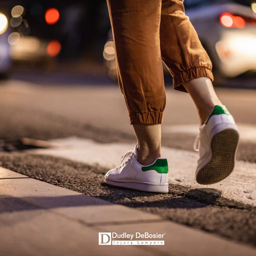 How Pedestrians Stay Safe When Crossing the Street at Night?